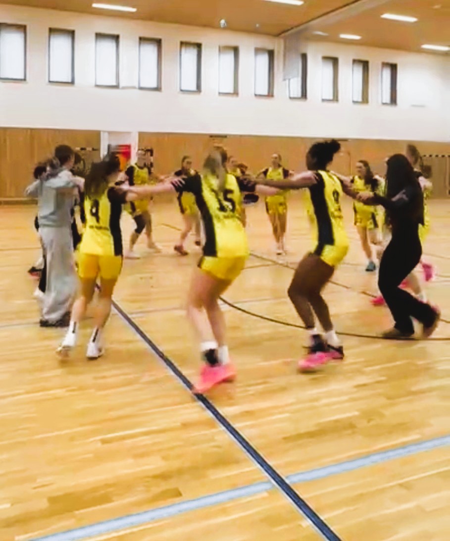 There You Go - 10:0 - TS Jahn München Basketball